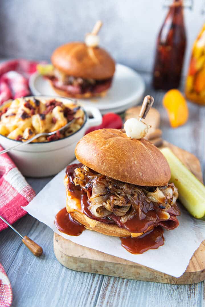 Bacon Sandwich with Caramelized Onions - superman cooks
