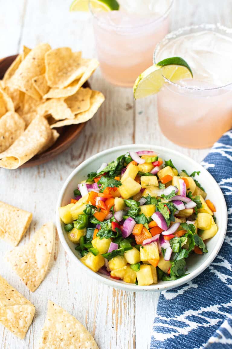 Pineapple Salsa - superman cooks