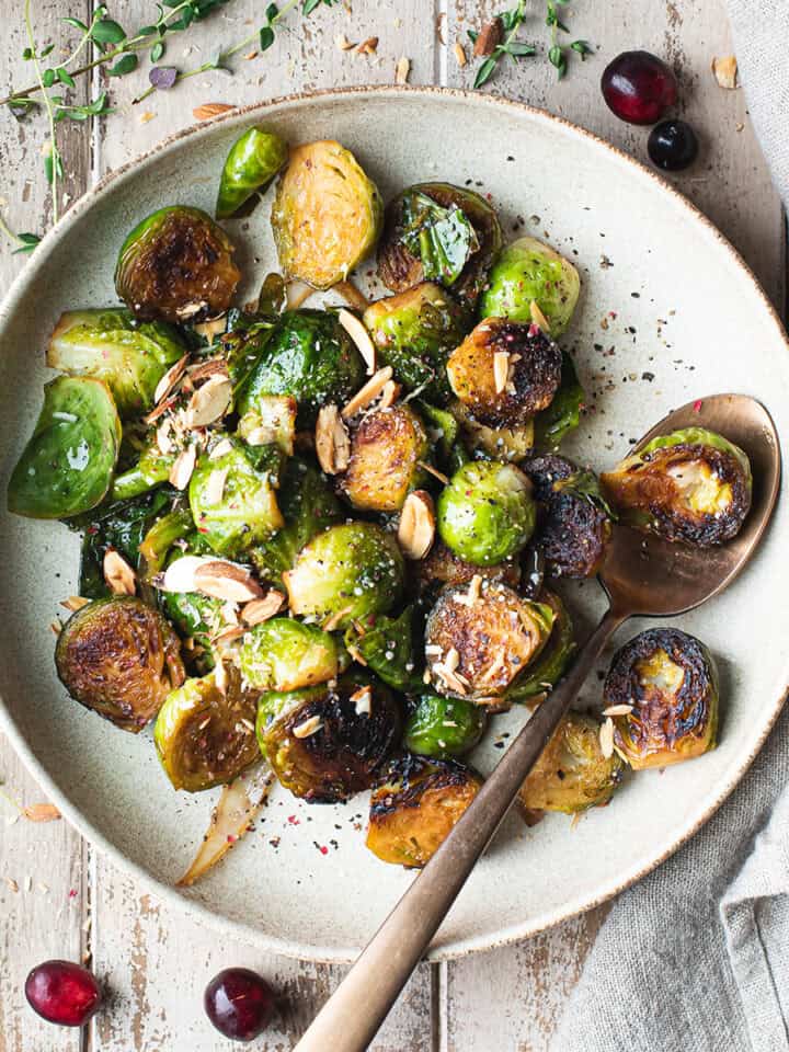 Brussels Sprouts Flatbread Pizza - superman cooks